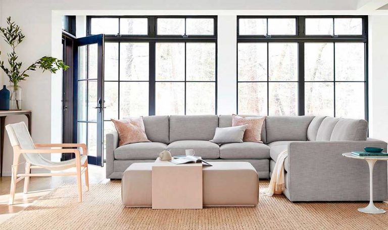 How to Arrange Your Living Room Seating [Illustrated Layouts] - Roomlay